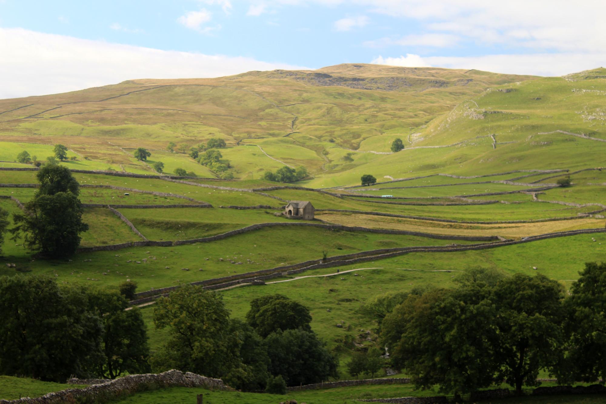 Accommodation & Rates - Fernside Holiday Cottage